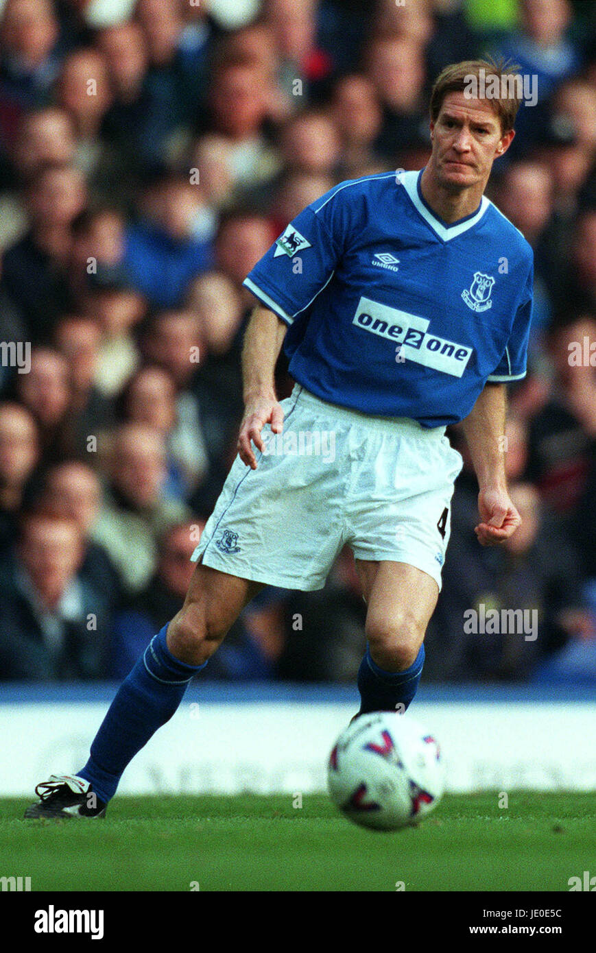 RICHARD GOUGH EVERTON FC 19 February 2000 Stock Photo - Alamy