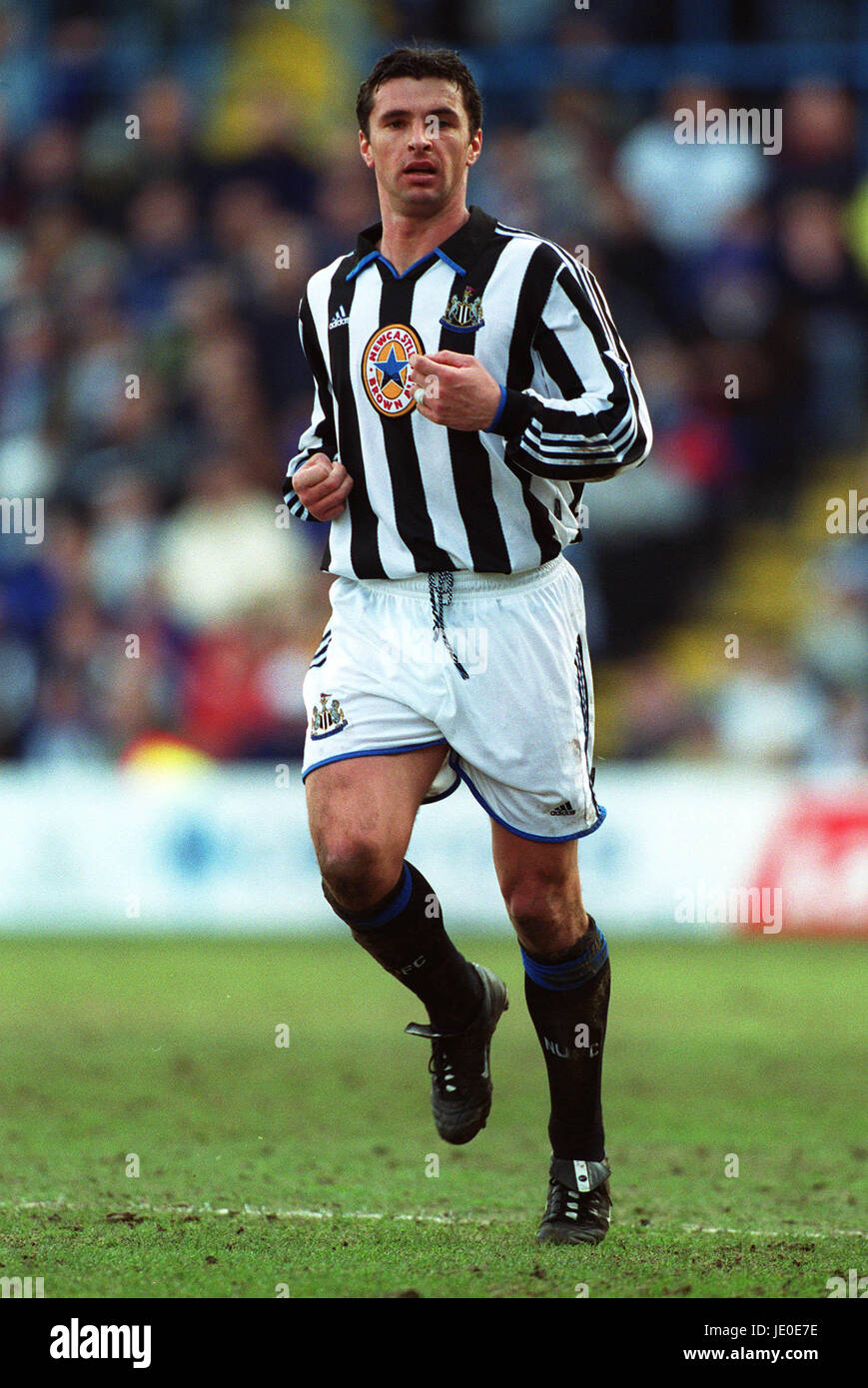 GARY SPEED NEWCASTLE UNITED FC 20 February 2000 Stock Photo - Alamy