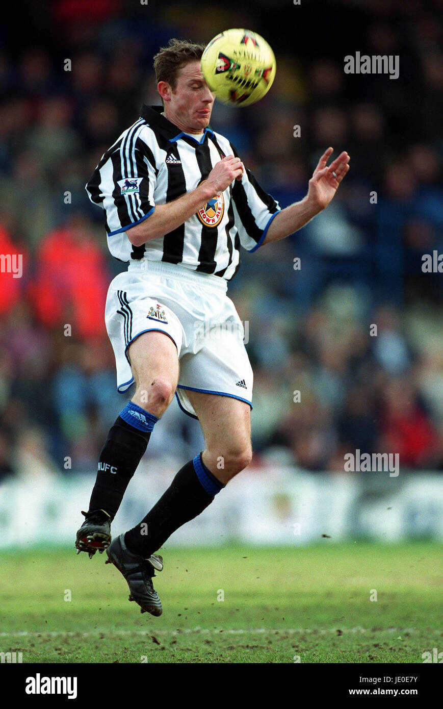 KEVIN GALLACHER NEWCASTLE UNITED FC 20 February 2000 Stock Photo - Alamy