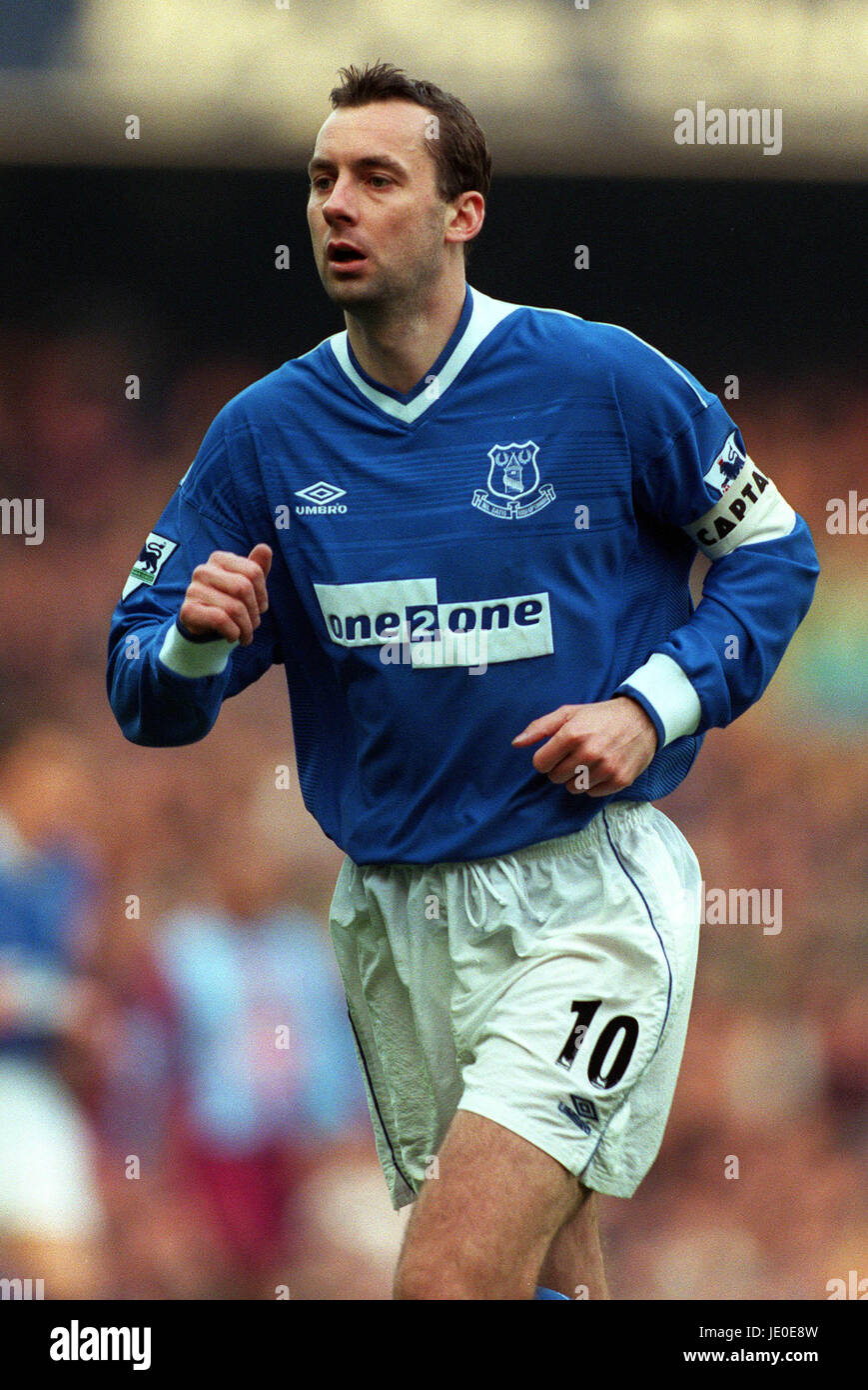 DON HUTCHISON EVERTON FC 20 February 2000 Stock Photo - Alamy