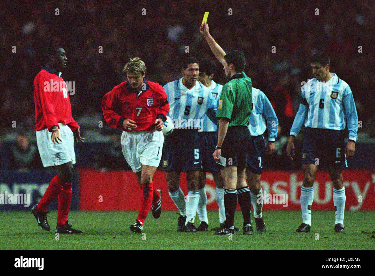 DAVID BECKHAM GETS BOOKED ENGLAND V ARGENTINA 23 February 2000 Stock ...