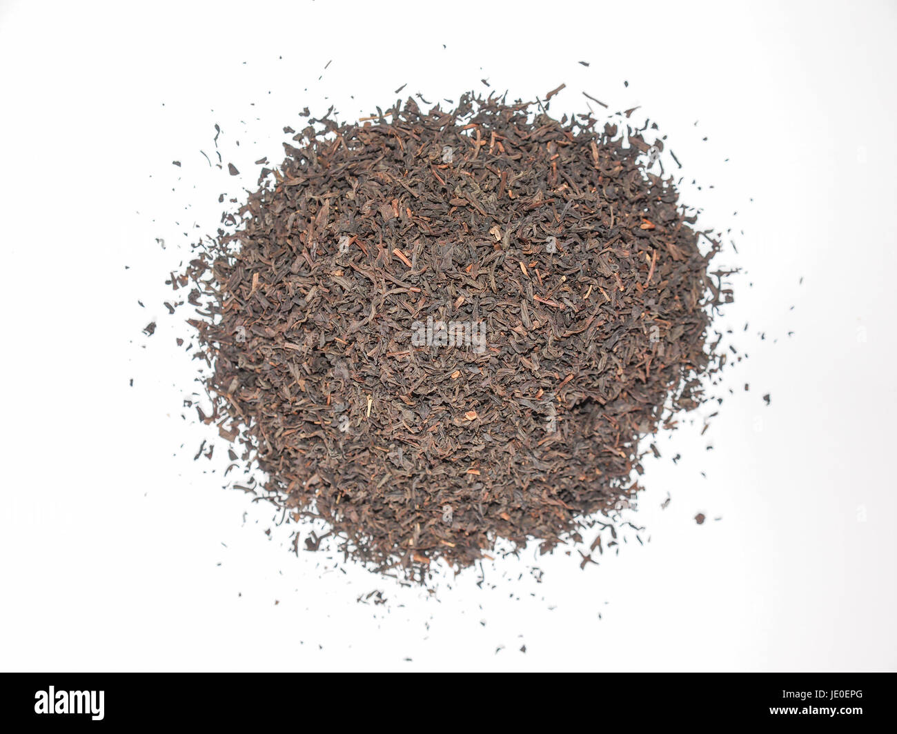 Heap of loose tea leaves on a table Stock Photo - Alamy