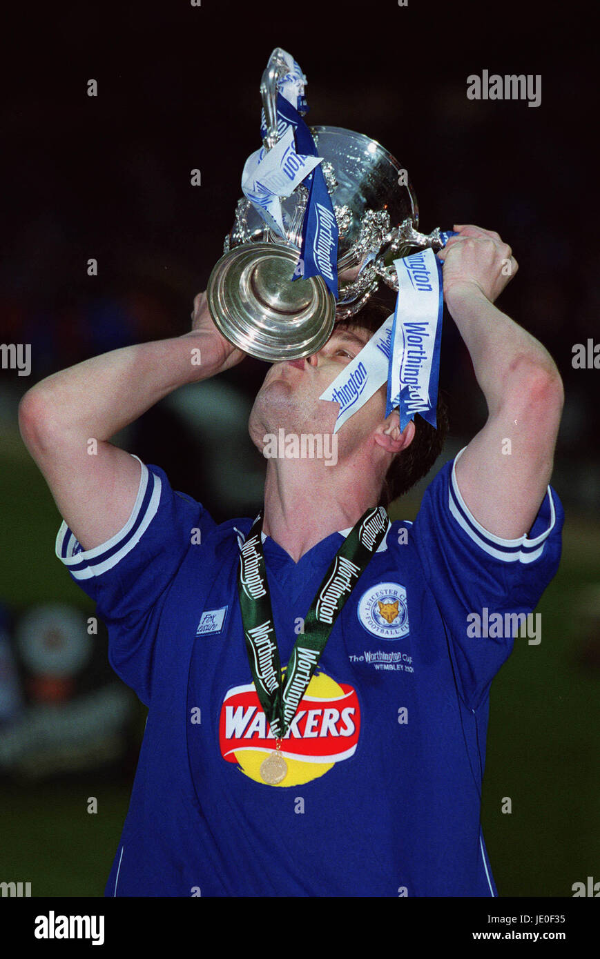 TONY COTTEE LEICESTER CITY FC 27 February 2000 Stock Photo - Alamy
