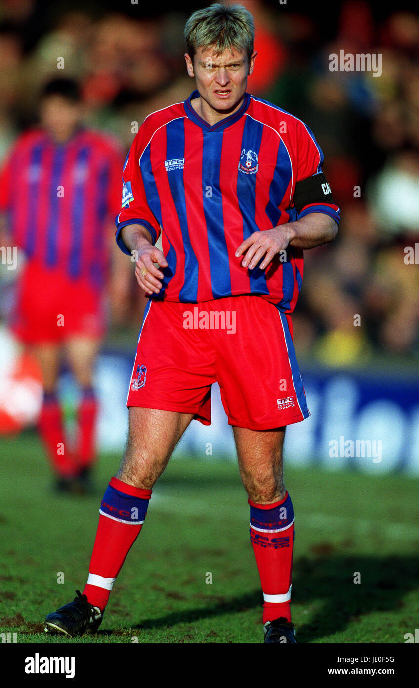 SIMON RODGER CRYSTAL PALACE FC 26 February 2000 Stock Photo - Alamy
