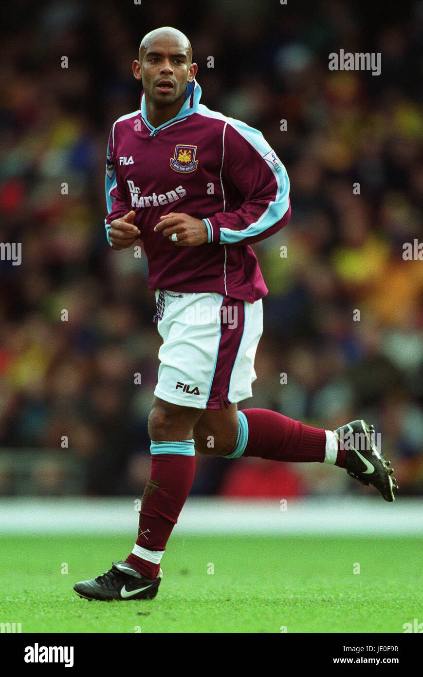 Trevor sinclair hi-res stock photography and images - Alamy