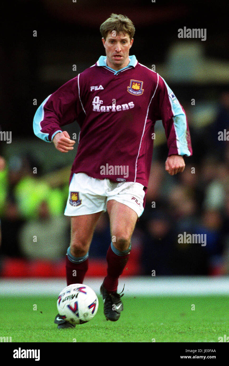 John moncur hi-res stock photography and images - Alamy