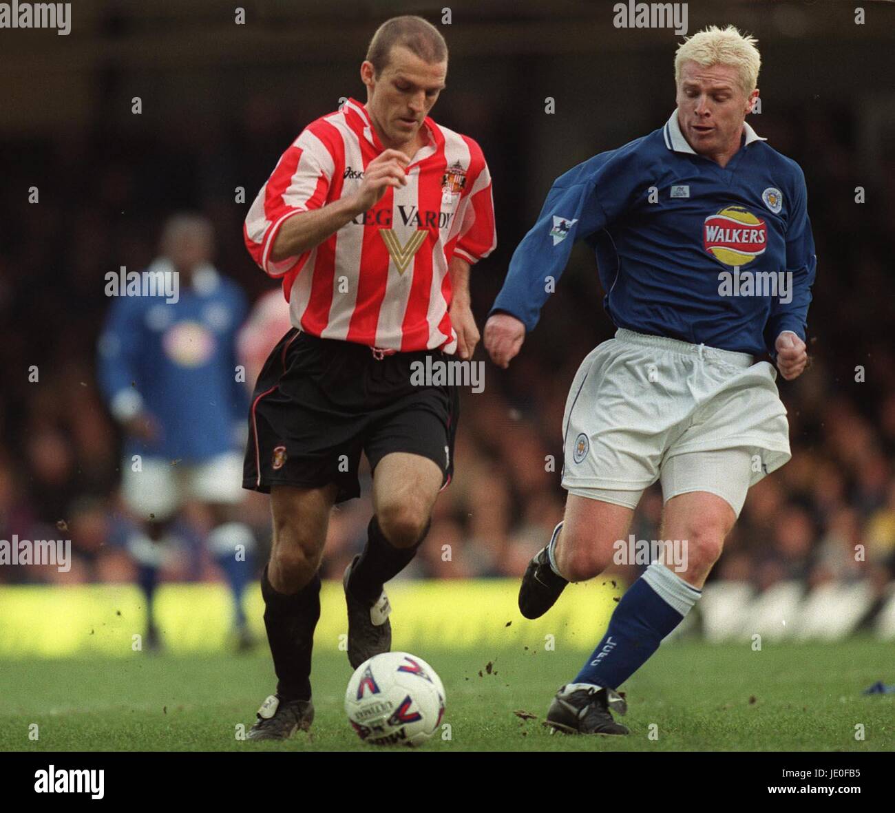 ALEX RAE & NEIL LENNON LEICESTER V SUNDERLAND 04 March 2000 Stock Photo ...