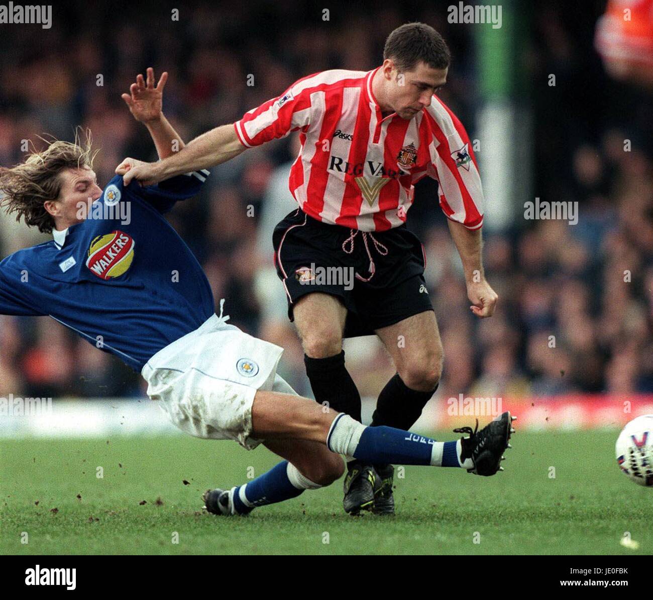 ROBBIE SAVAGE & CHRIS MAKIN LEICESTER V SUNDERLAND 04 March 2000 Stock ...