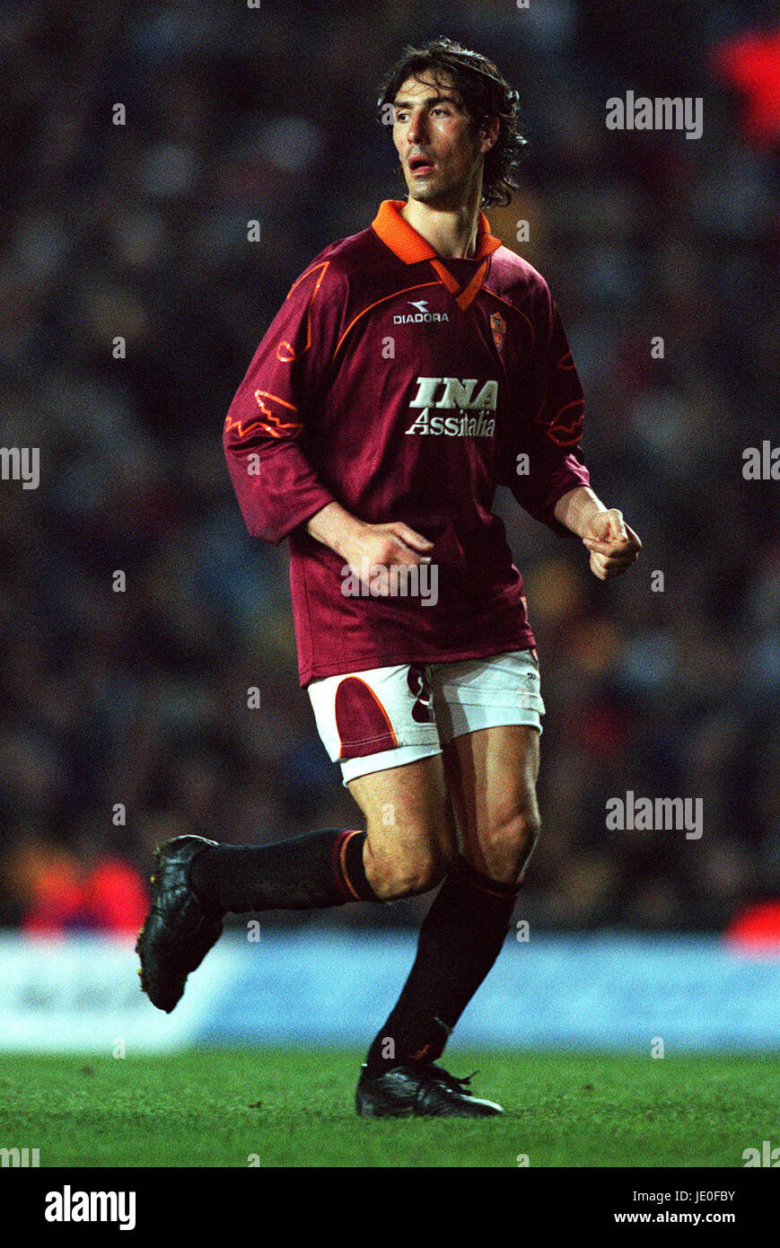 MARCO DELVECCHIO AS ROMA 09 March 2000 Stock Photo - Alamy