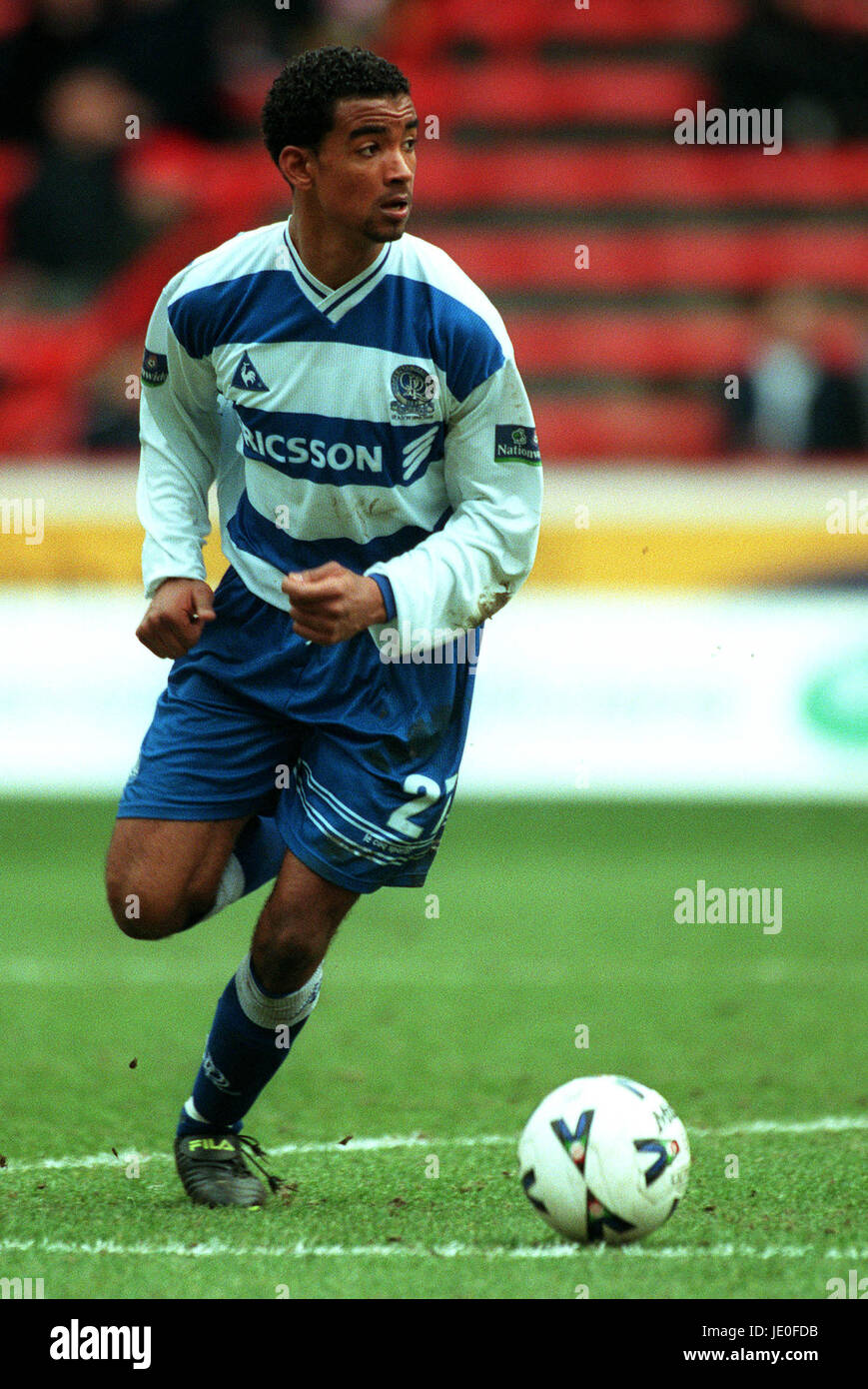 RICHARD LANGLEY QUEENS PARK RANGERS FC 05 March 2000 Stock Photo - Alamy