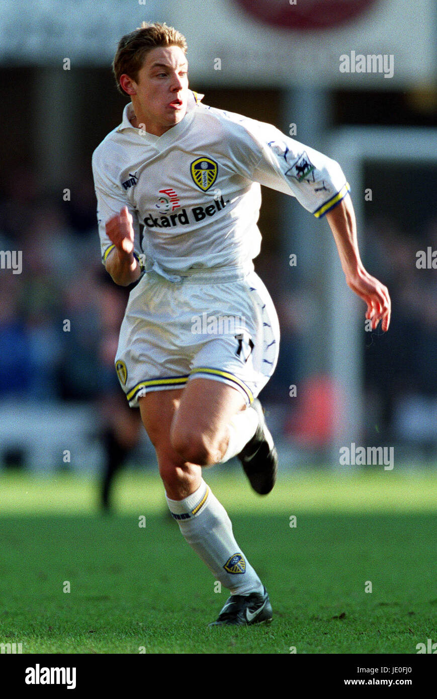 Alan smith leeds united fc hi-res stock photography and images - Alamy