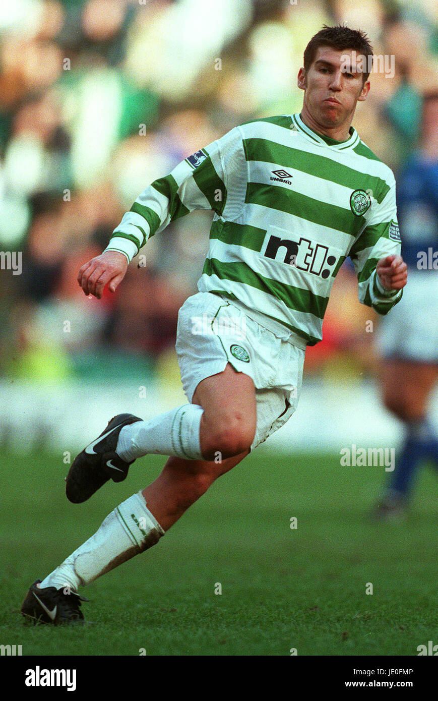 MARK BURCHILL GLASGOW CELTIC FC 11 March 2000 Stock Photo - Alamy