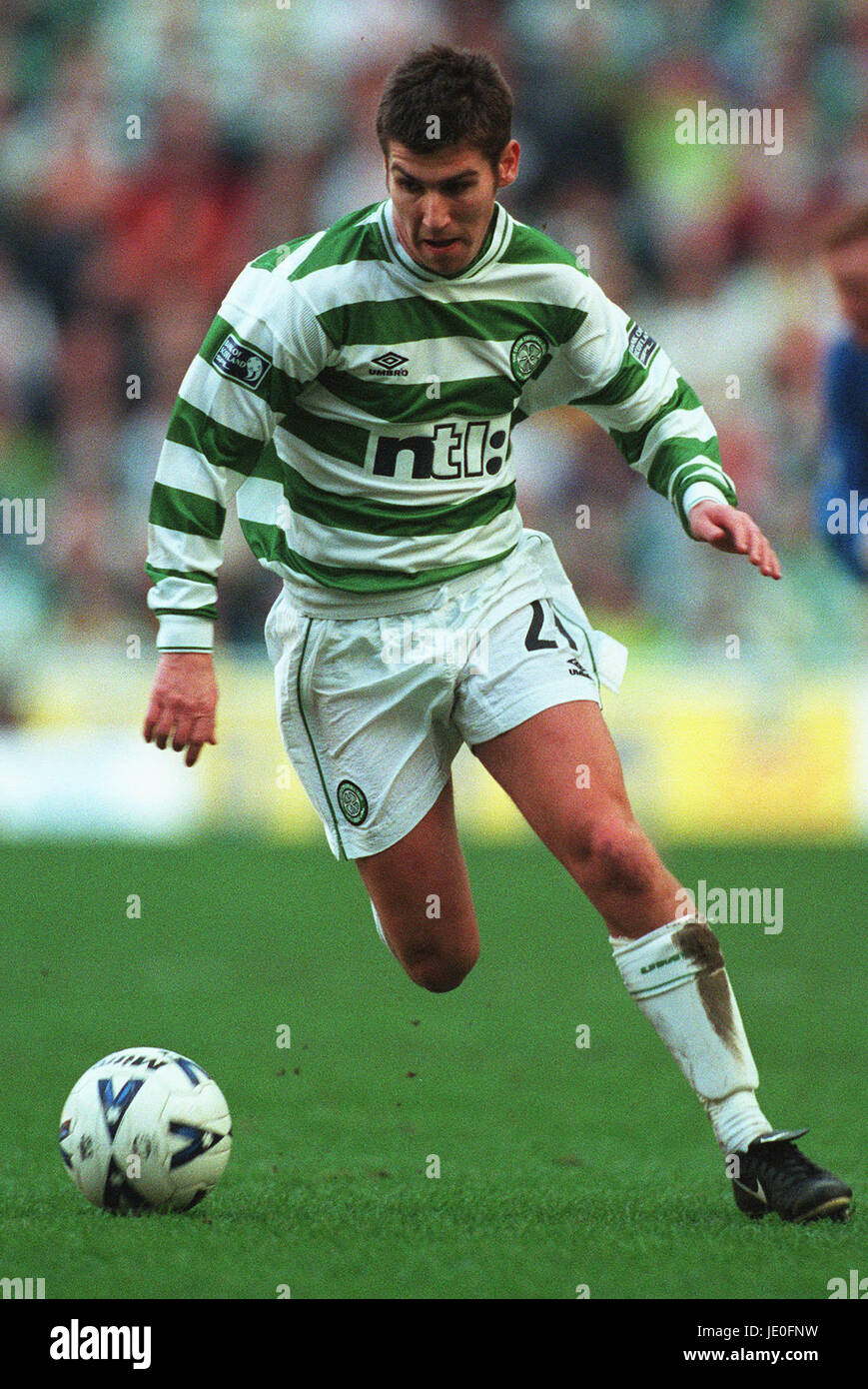 MARK BURCHILL GLASGOW CELTIC FC 11 March 2000 Stock Photo - Alamy