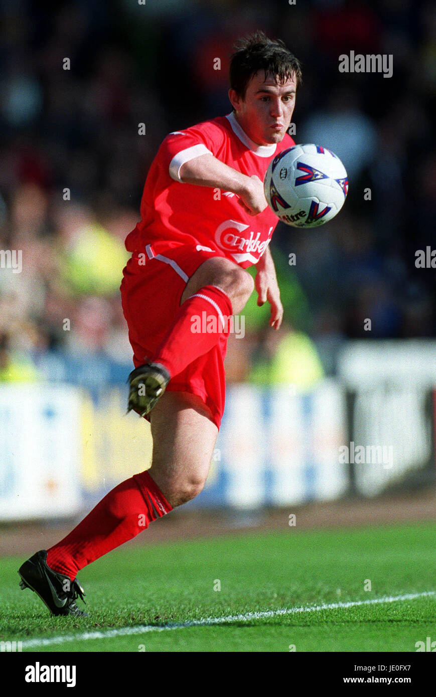 DAVID THOMPSON LIVERPOOL FC 18 March 2000 Stock Photo - Alamy
