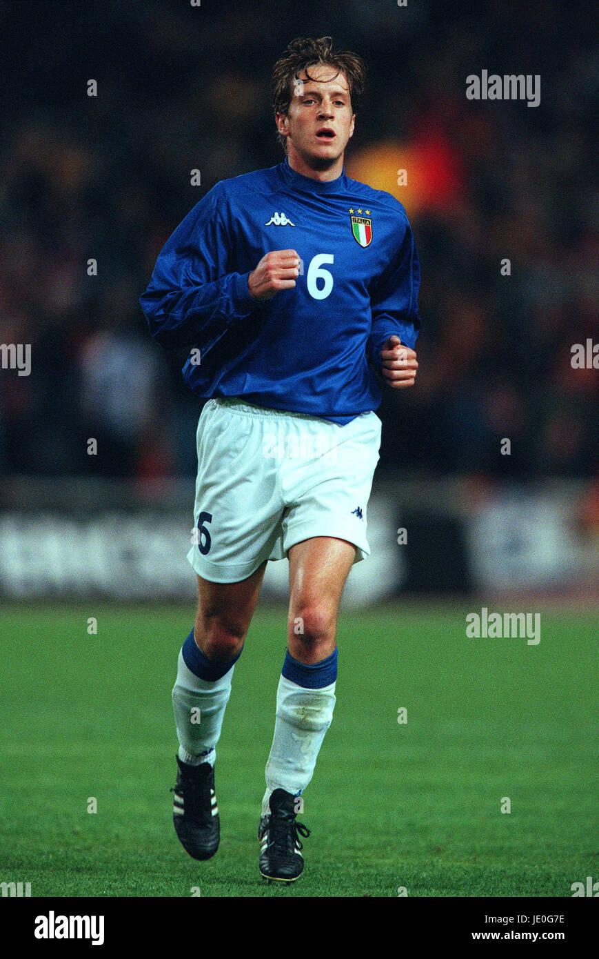 Massimo ambrosini italy ac milan hi-res stock photography and images ...