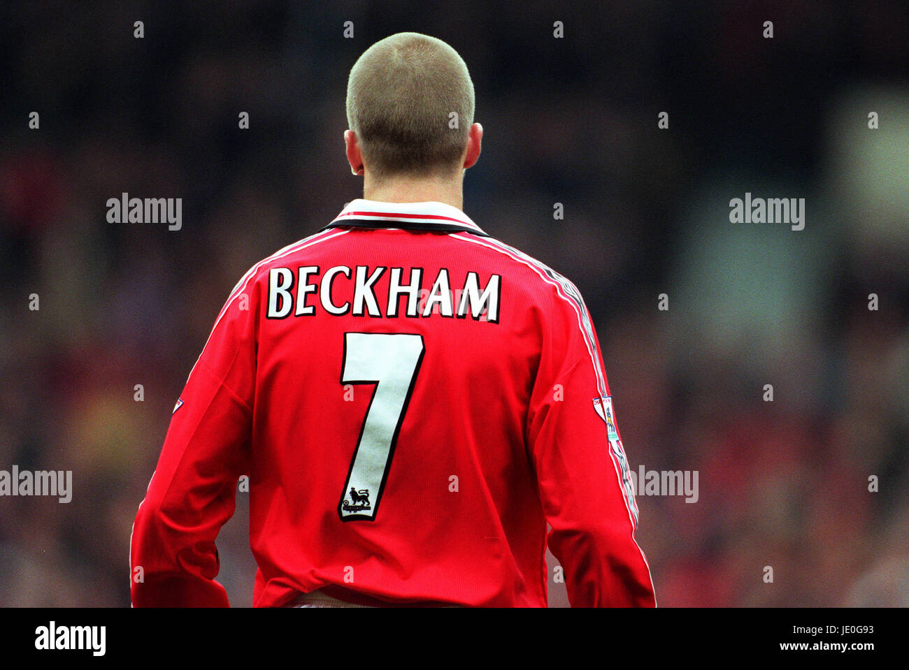 DAVID BECKHAM MANCHESTER UNITED FC 01 April 2000 Stock Photo - Alamy