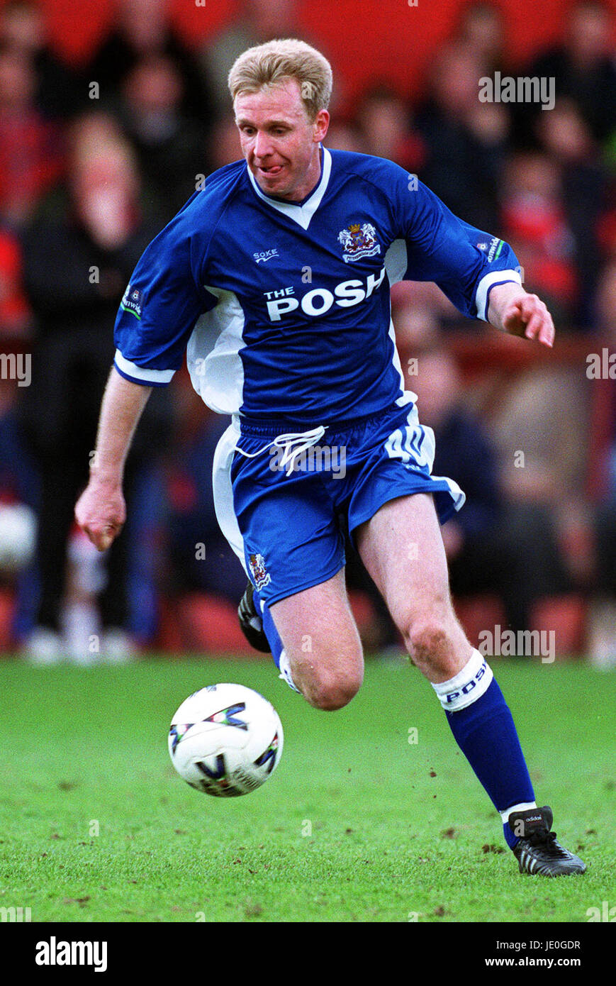 David oldfield hi-res stock photography and images - Alamy