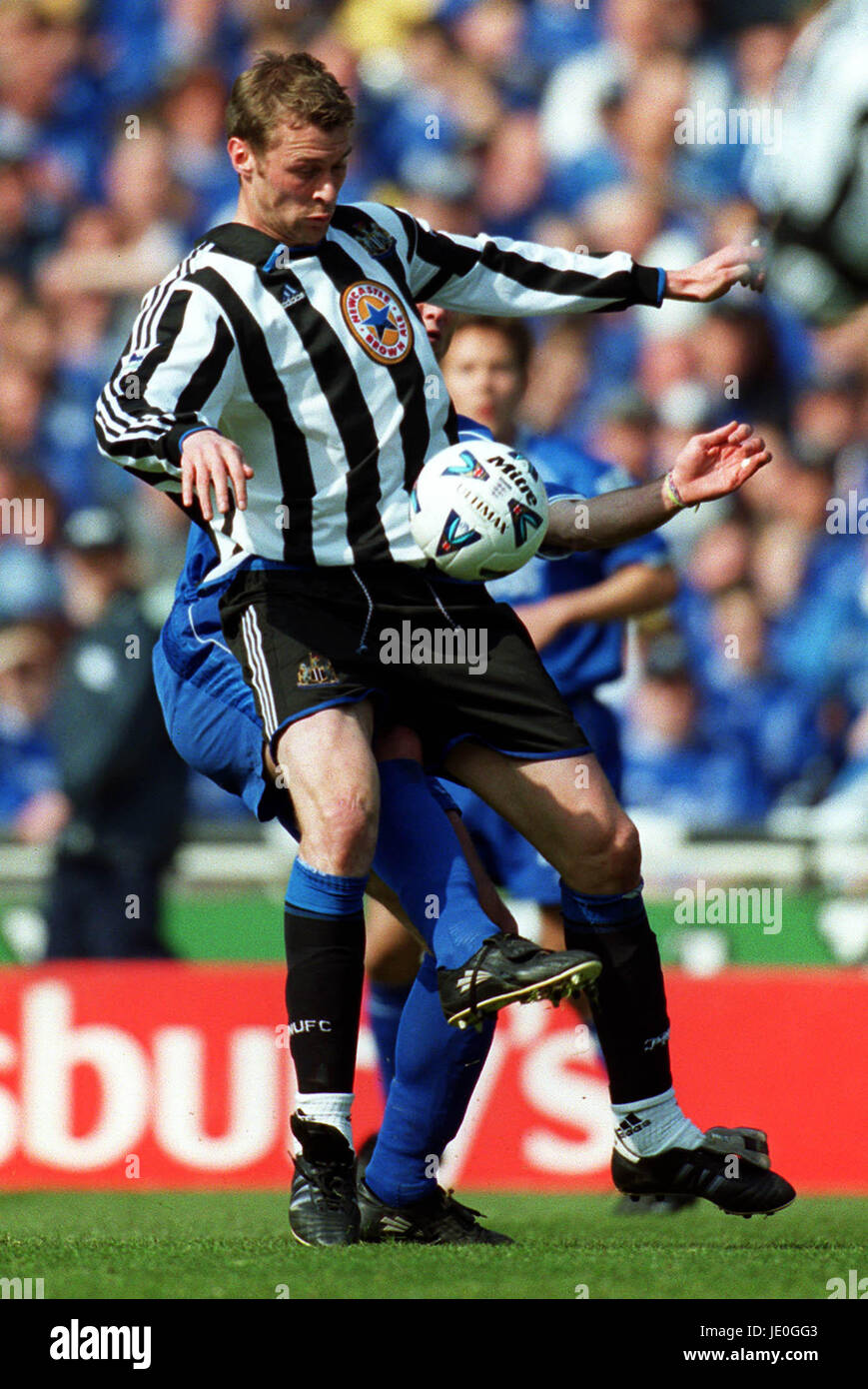 Duncan ferguson chelsea hi-res stock photography and images - Alamy
