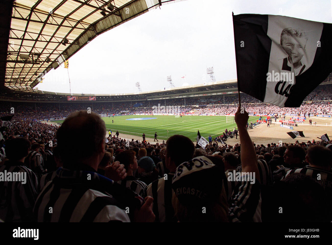 WEMBLEY STADIUM CHELSEA V NEWCASTLE SEMI FINAL 09 April 2000 Stock ...