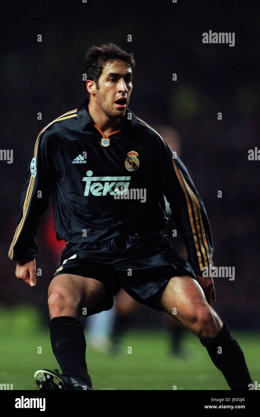 RAUL REAL MADRID 19 April 2000 Stock Photo - Alamy