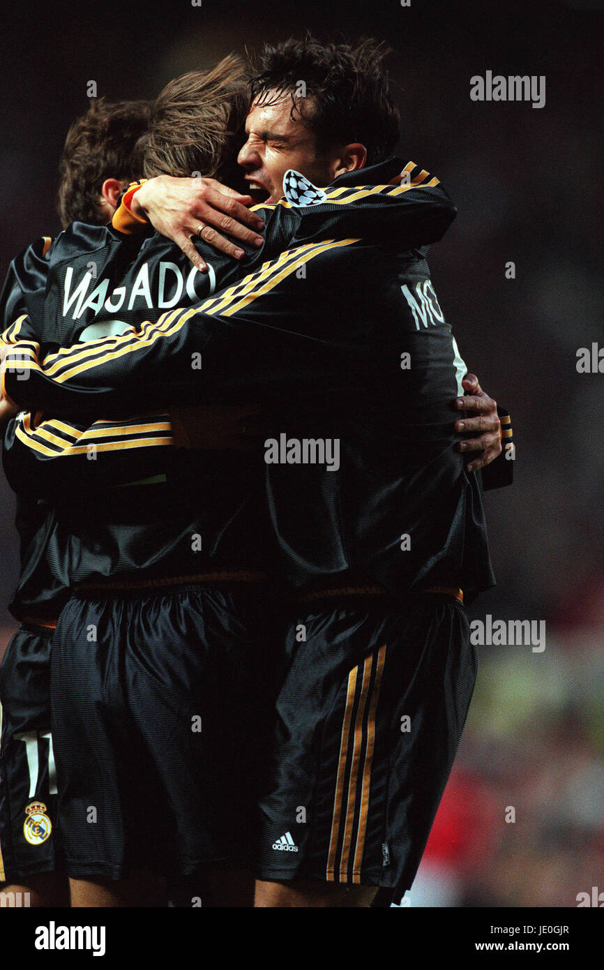 REAL MADRID CELEBRATE MAN UTD V REAL MADRID 19 April 2000 Stock Photo ...