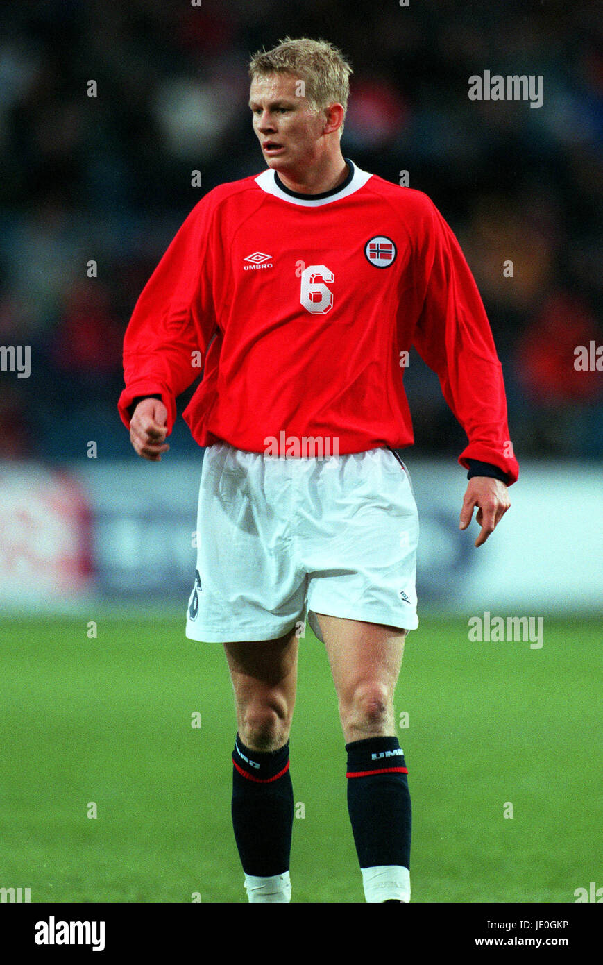 STEFFEN IVERSEN NORWAY & TOTTENHAM HOTSPUR FC 20 April 2000 Stock Photo ...