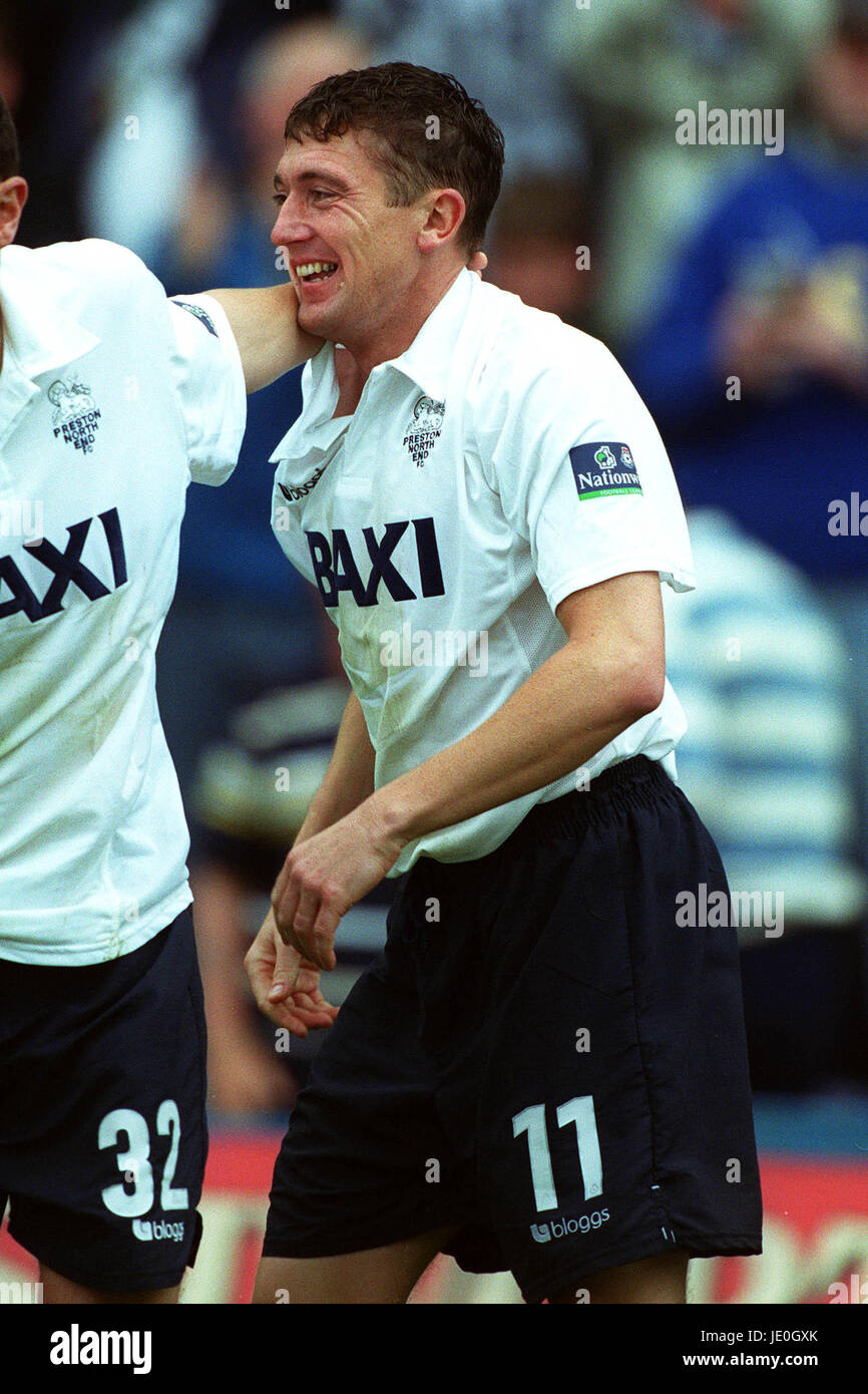 David eyres hi-res stock photography and images - Alamy