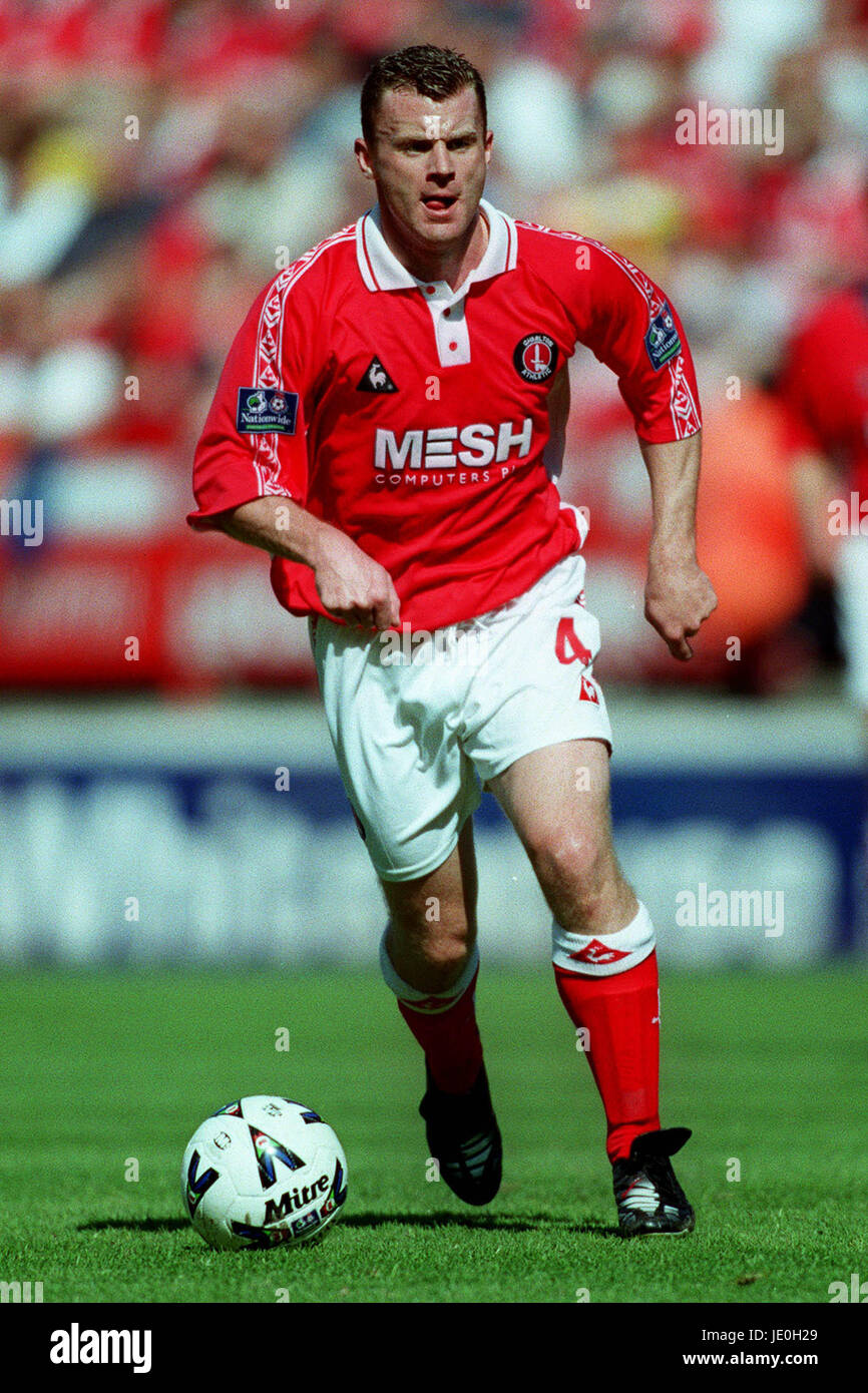 GRAHAM STUART CHARLTON ATHLETIC FC 20 April 2000 Stock Photo - Alamy