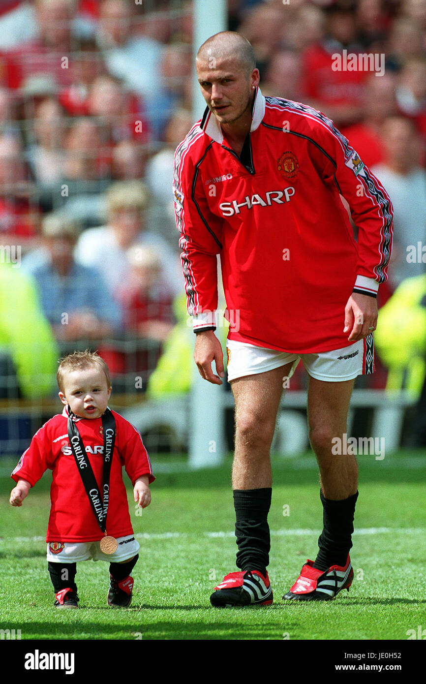 David beckham brooklyn 2000 hi-res stock photography and images - Alamy