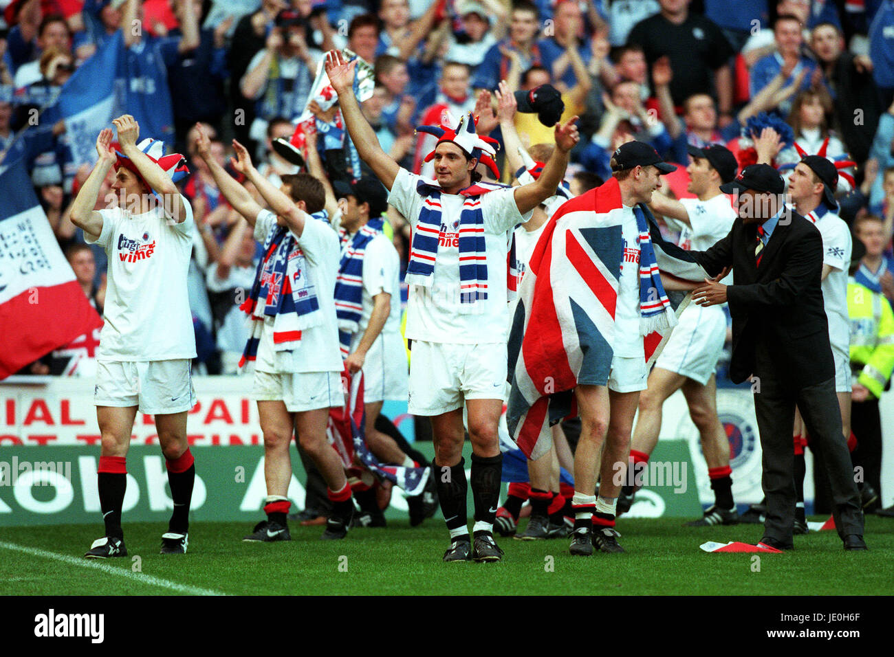 AMORUSO & RANGERS PLAYERS CELE GLASGOW RANGERS LEAGUE CHAMPS 30 April ...