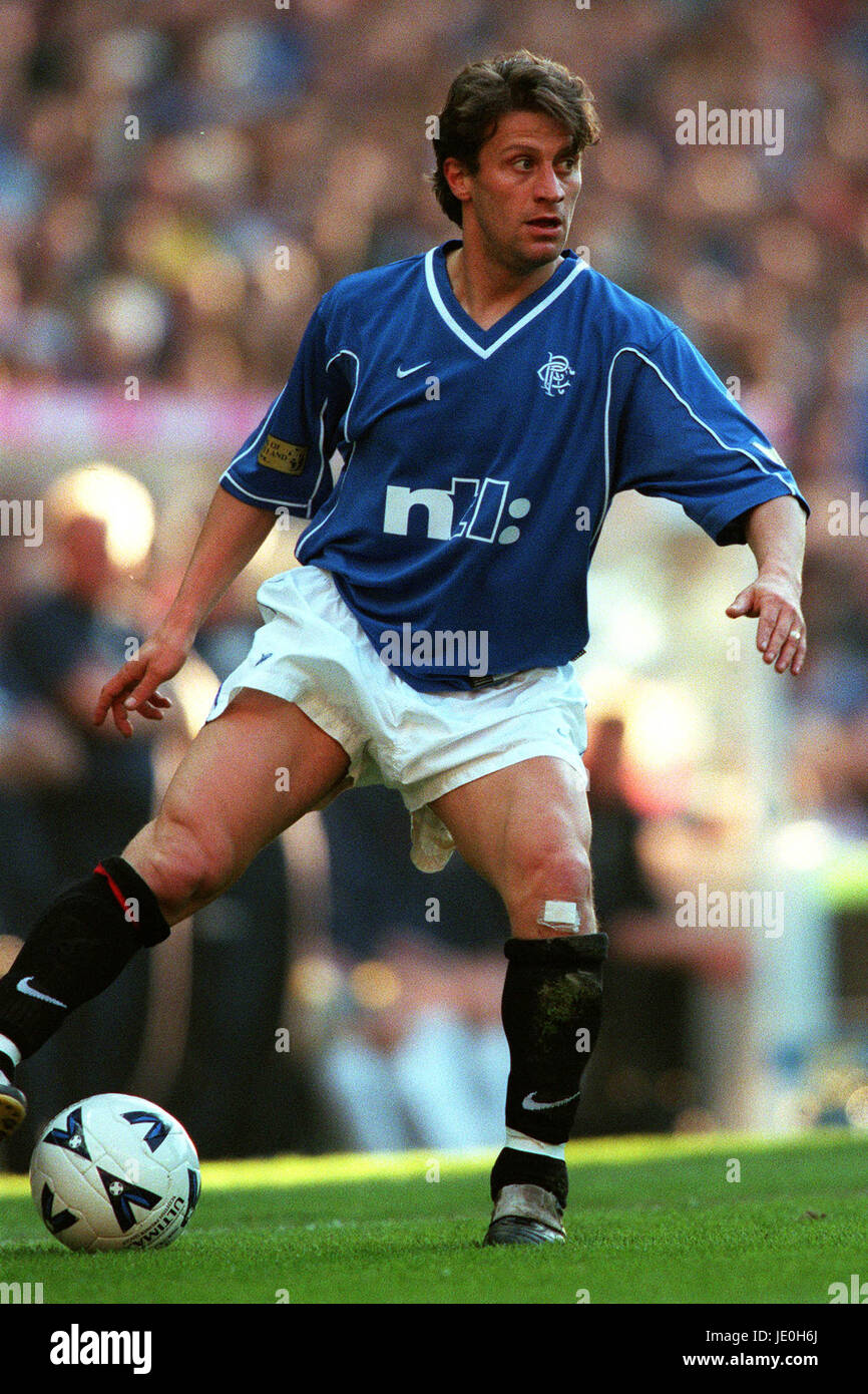 TUGAY KERIMOGLU GLASGOW RANGERS FC 30 April 2000 Stock Photo - Alamy