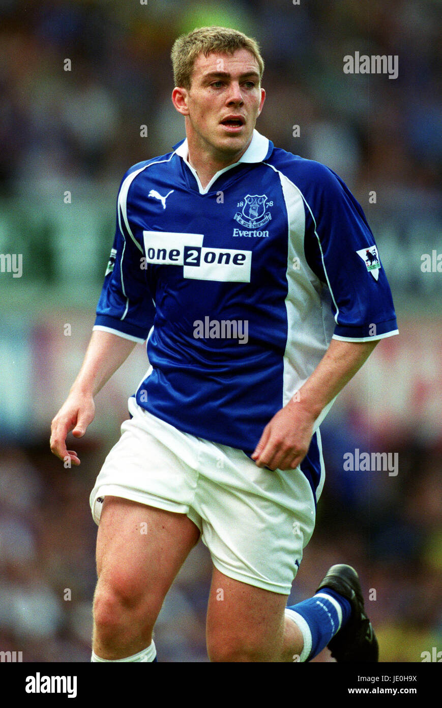 RICHARD DUNNE EVERTON FC 14 May 2000 Stock Photo - Alamy