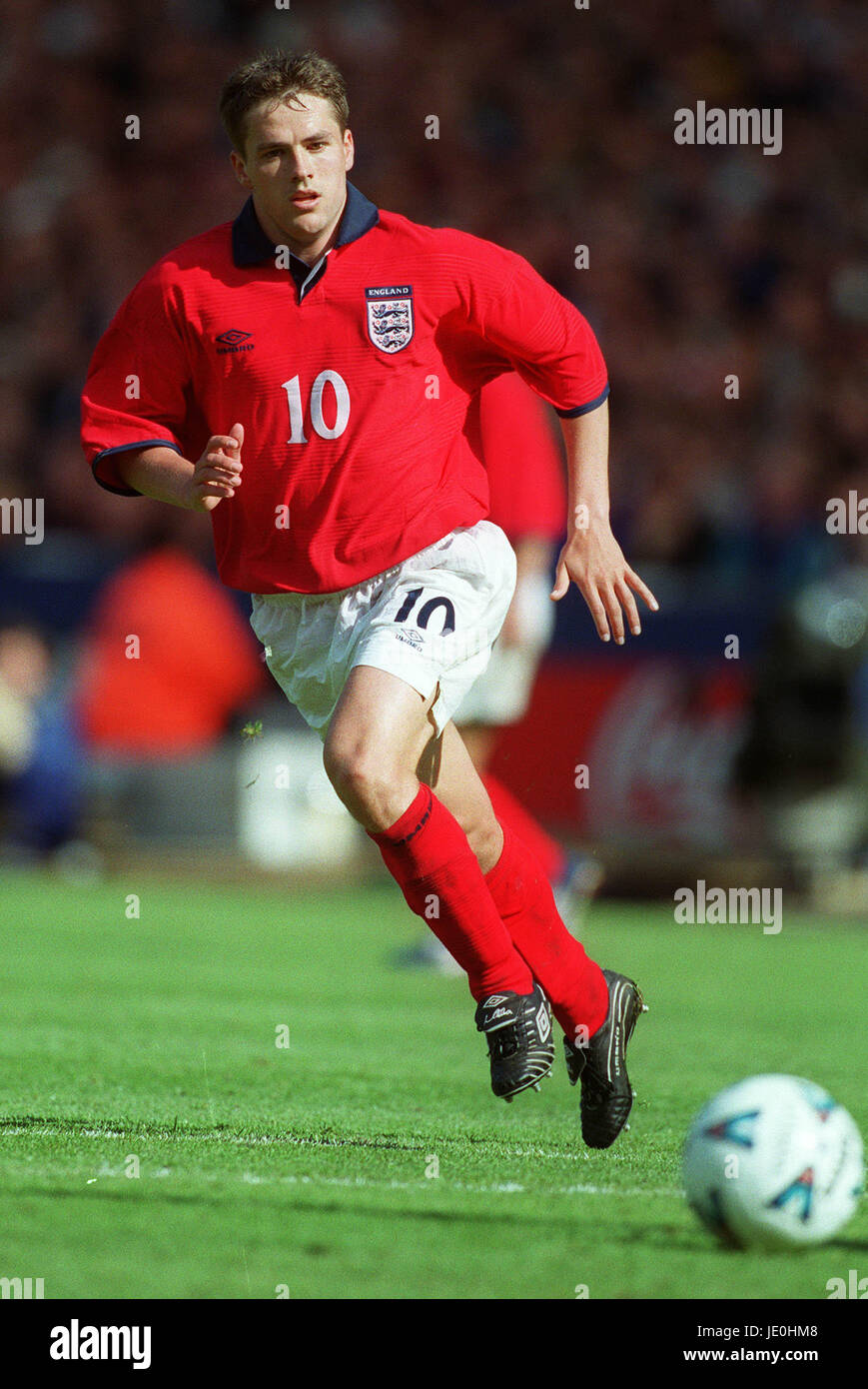 MICHAEL OWEN ENGLAND & LIVERPOOL FC 27 May 2000 Stock Photo - Alamy