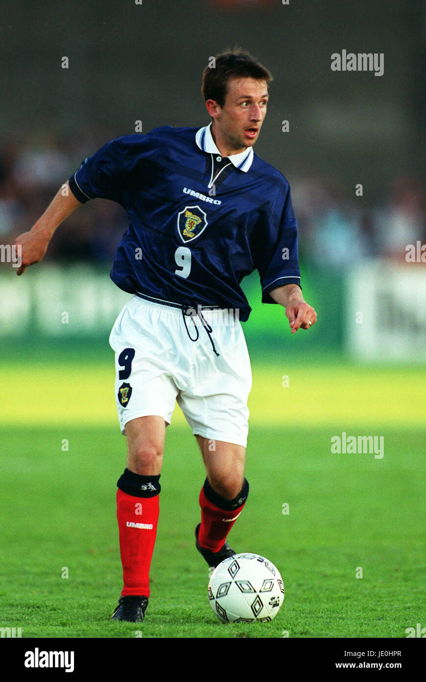 NEIL MCCANN SCOTLAND & GLASGOW RANGERS FC 30 May 2000 Stock Photo - Alamy