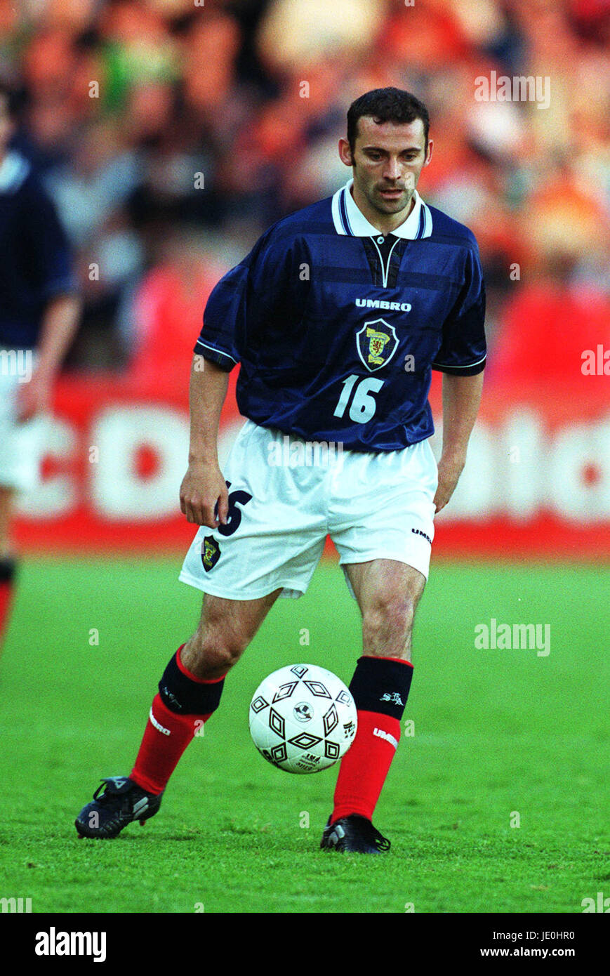 COLIN CAMERON SCOTLAND & HEARTS 30 May 2000 Stock Photo - Alamy