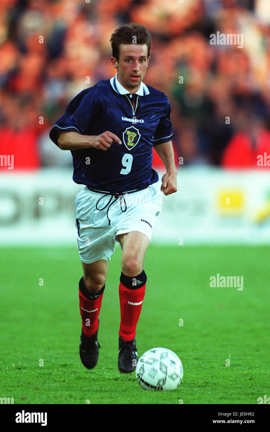 NEIL MCCANN SCOTLAND & GLASGOW RANGERS FC 30 May 2000 Stock Photo - Alamy