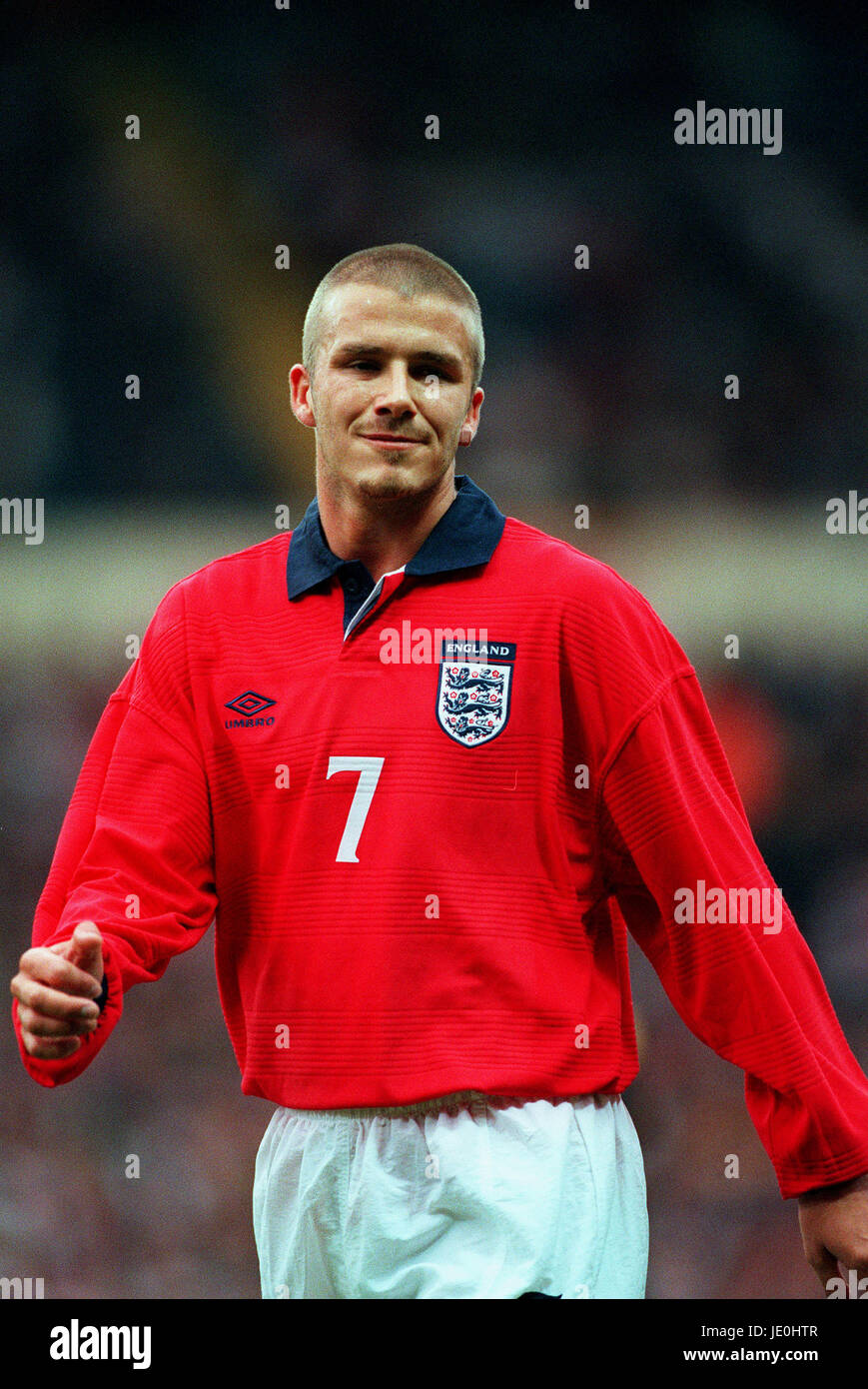 DAVID BECKHAM ENGLAND & MANCHESTER UNITED FC 31 May 2000 Stock Photo ...