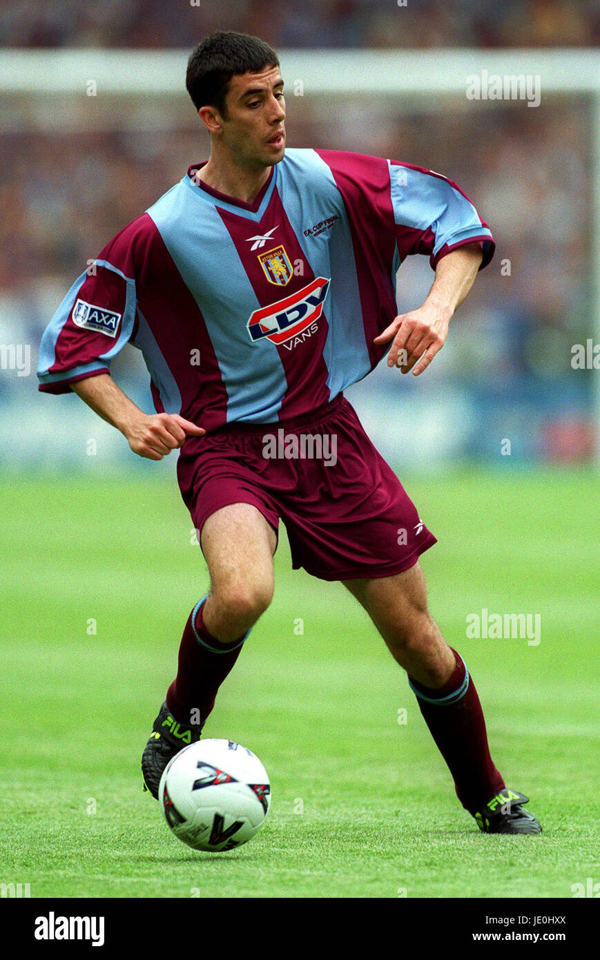 Mark delaney hi-res stock photography and images - Alamy