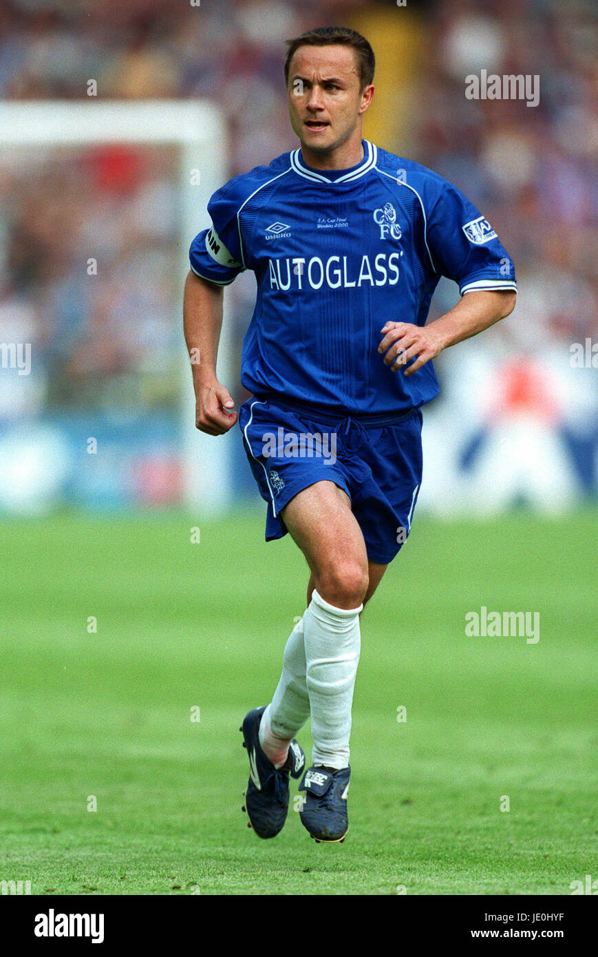 Dennis wise chelsea 2000 hi-res stock photography and images - Alamy
