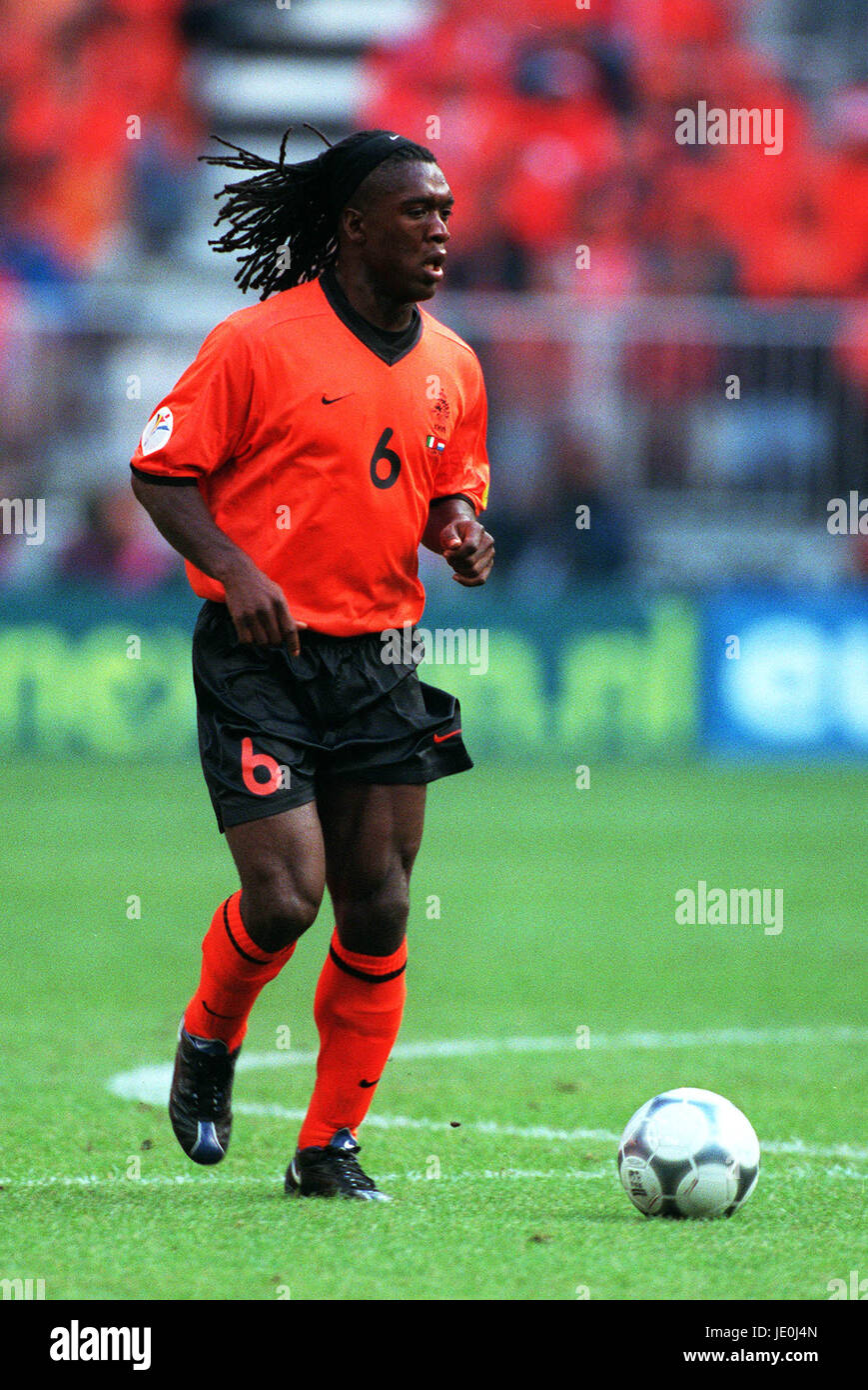 CLARENCE SEEDORF HOLLAND & INTER MILAN FC 04 July 2000 Stock Photo - Alamy
