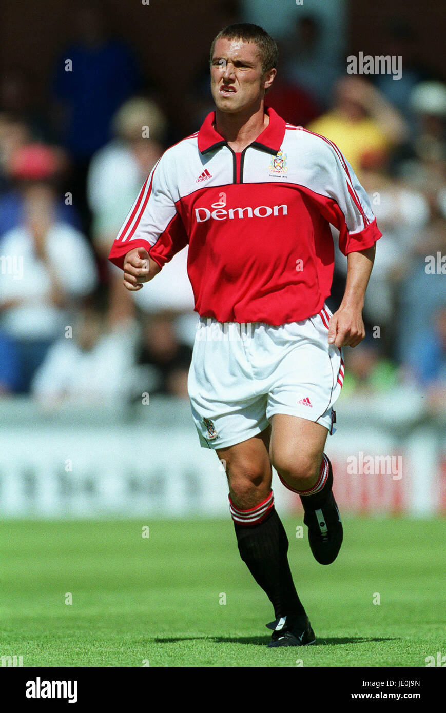 LEE CLARK FULHAM FC LONDON ENGLAND 22 July 2000 Stock Photo - Alamy