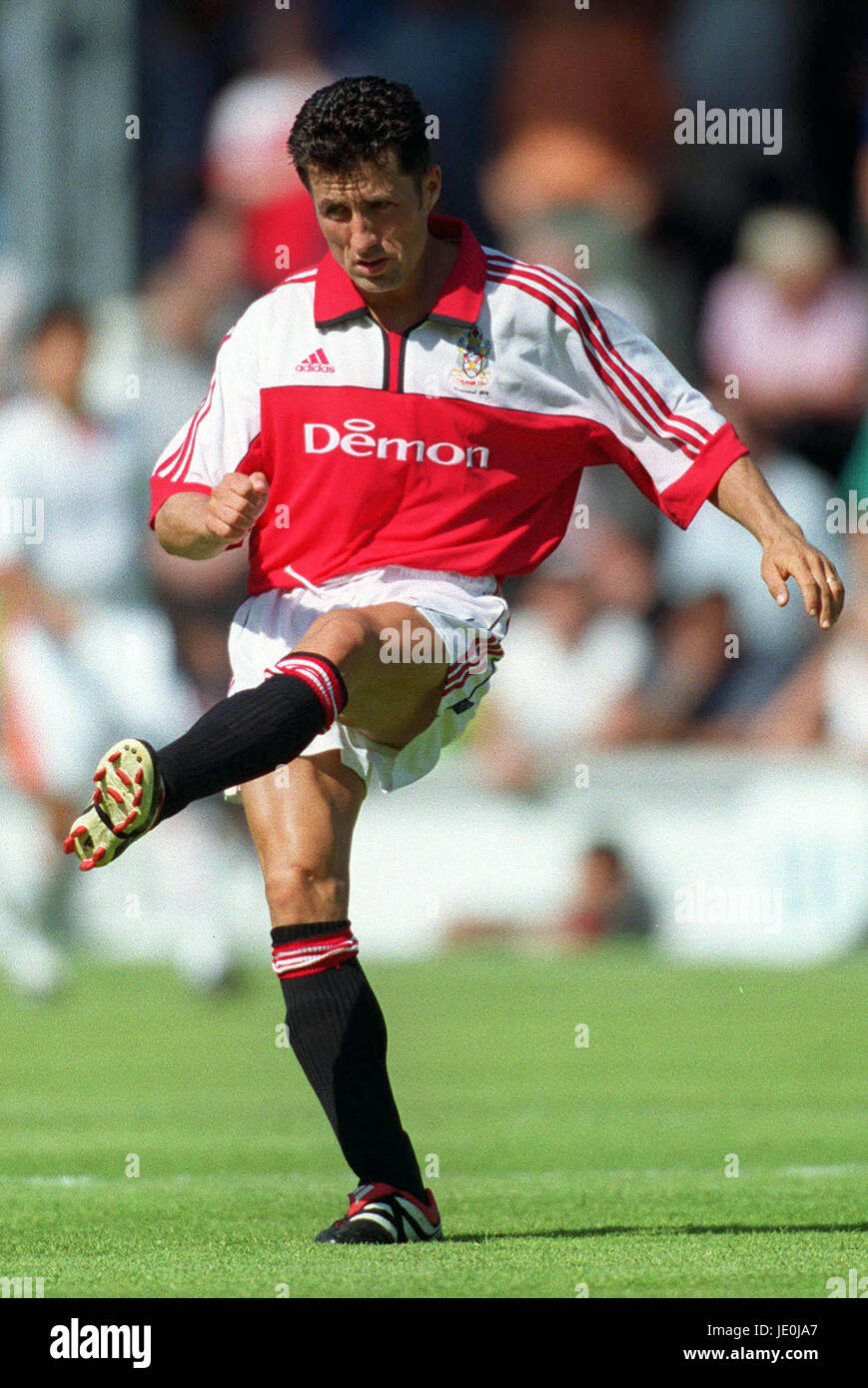 John collins fulham hi-res stock photography and images - Alamy