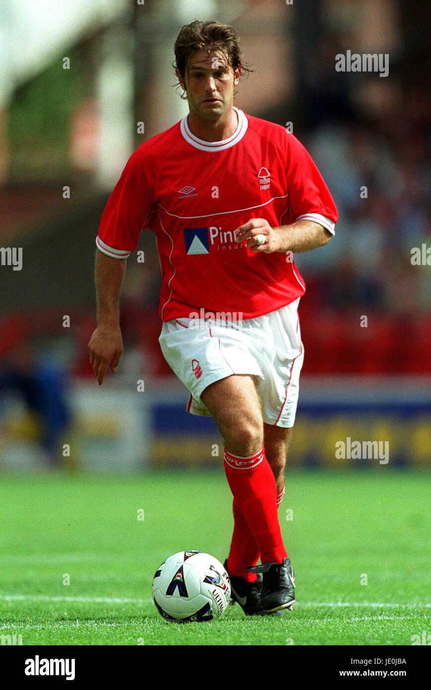 ANDY JOHNSON NOTTINGHAM FOREST FC 31 July 2000 Stock Photo - Alamy
