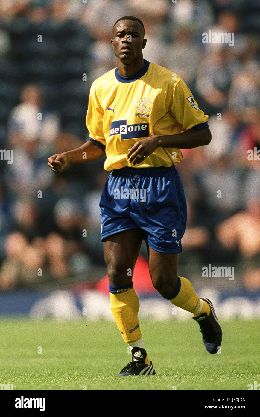 ALEX NYARKO EVERTON FC BLACKBURN ENGLAND PRIDE PARK 29 July 2000 Stock ...