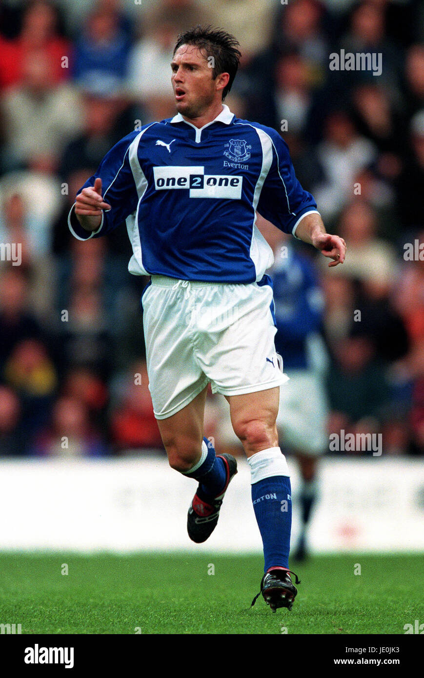 JOE-MAX MOORE EVERTON FC 31 July 2000 Stock Photo - Alamy