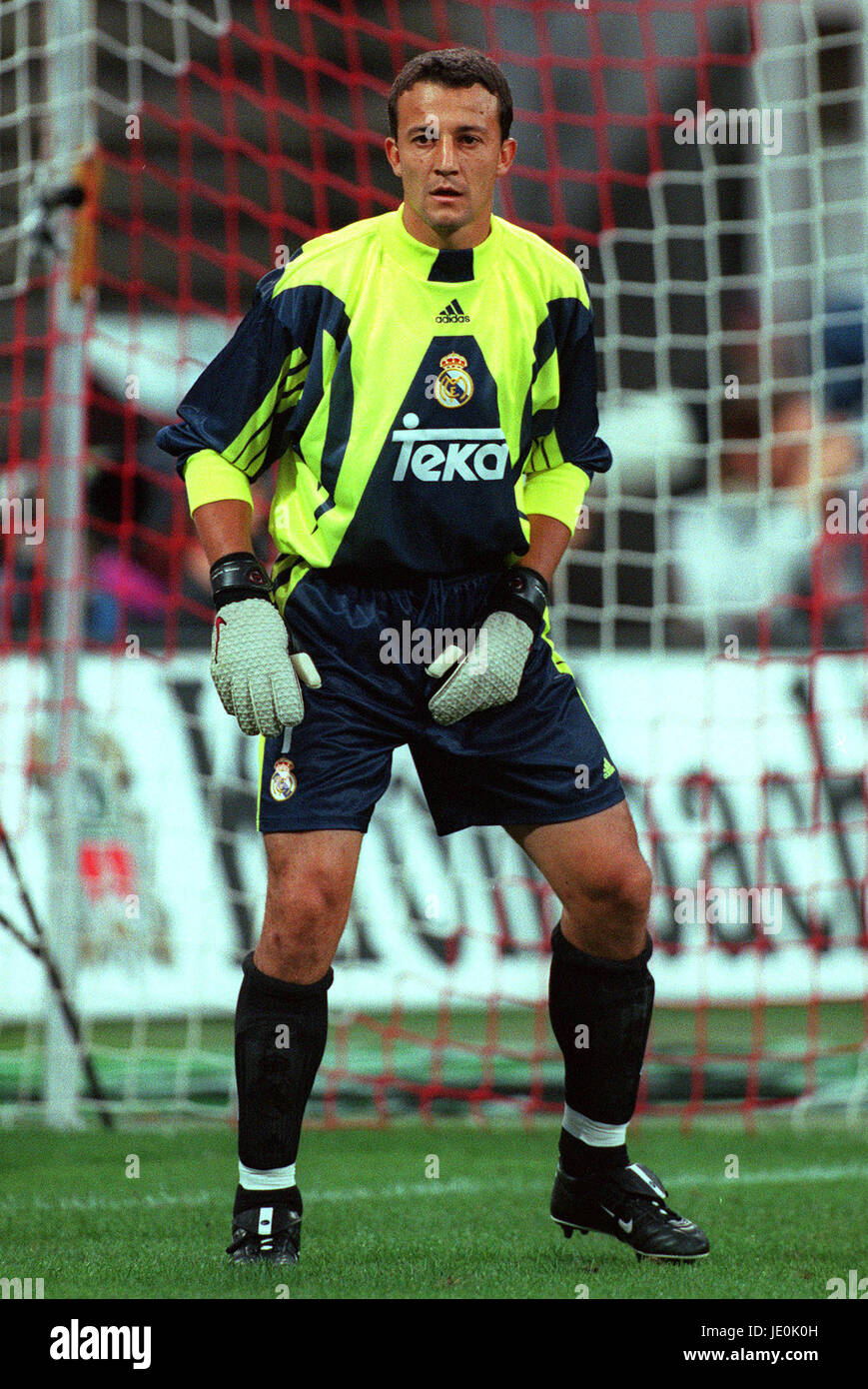 CESAR SANCHEZ REAL MADRID MUNICH OPEL MASTERS 2000 05 August 2000 Stock ...