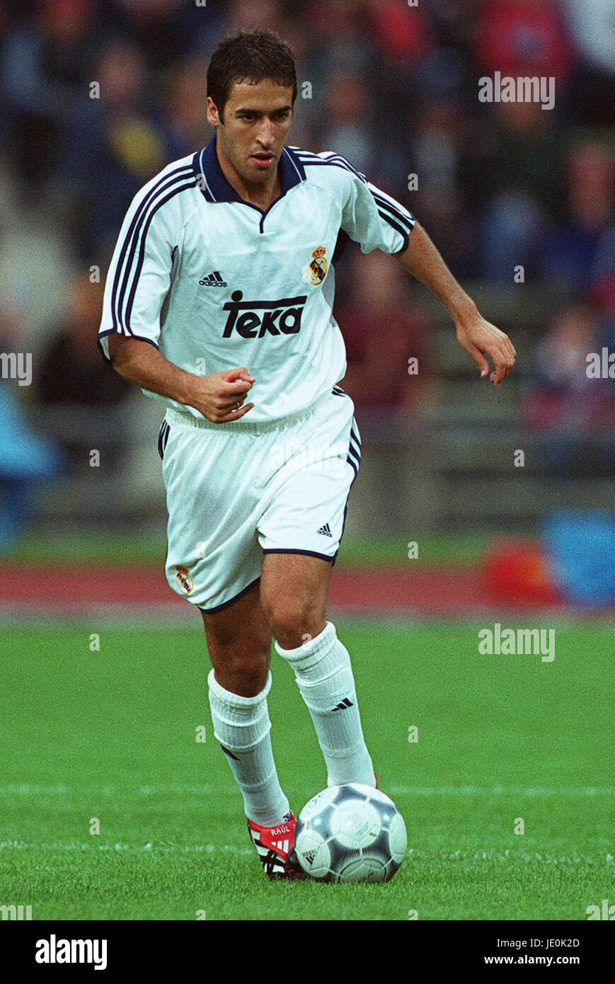 RAUL REAL MADRID MUNICH OPEL MASTERS 2000 05 August 2000 Stock Photo ...