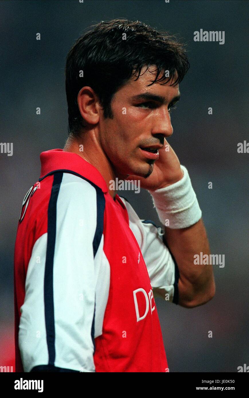 Robert pires 2000 hi-res stock photography and images - Alamy