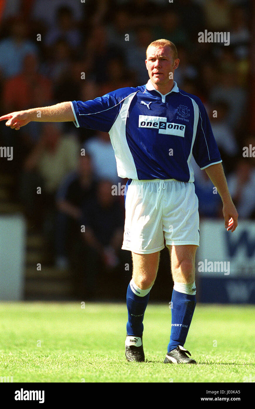 STEVE WATSON EVERTON FC EXETER ST JAMES PARK 05 August 2000 Stock Photo ...