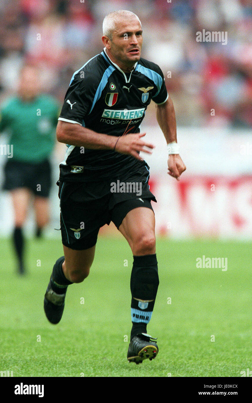 Fabrizio ravanelli hi-res stock photography and images - Alamy
